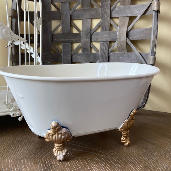 Accents | New Shabby Chic Vintage Claw Foot Bathtub Metal Container ...